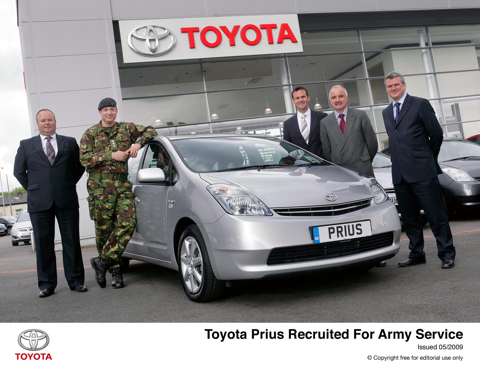 Prius (2nd generation, 2004–2009) - Toyota Media Site