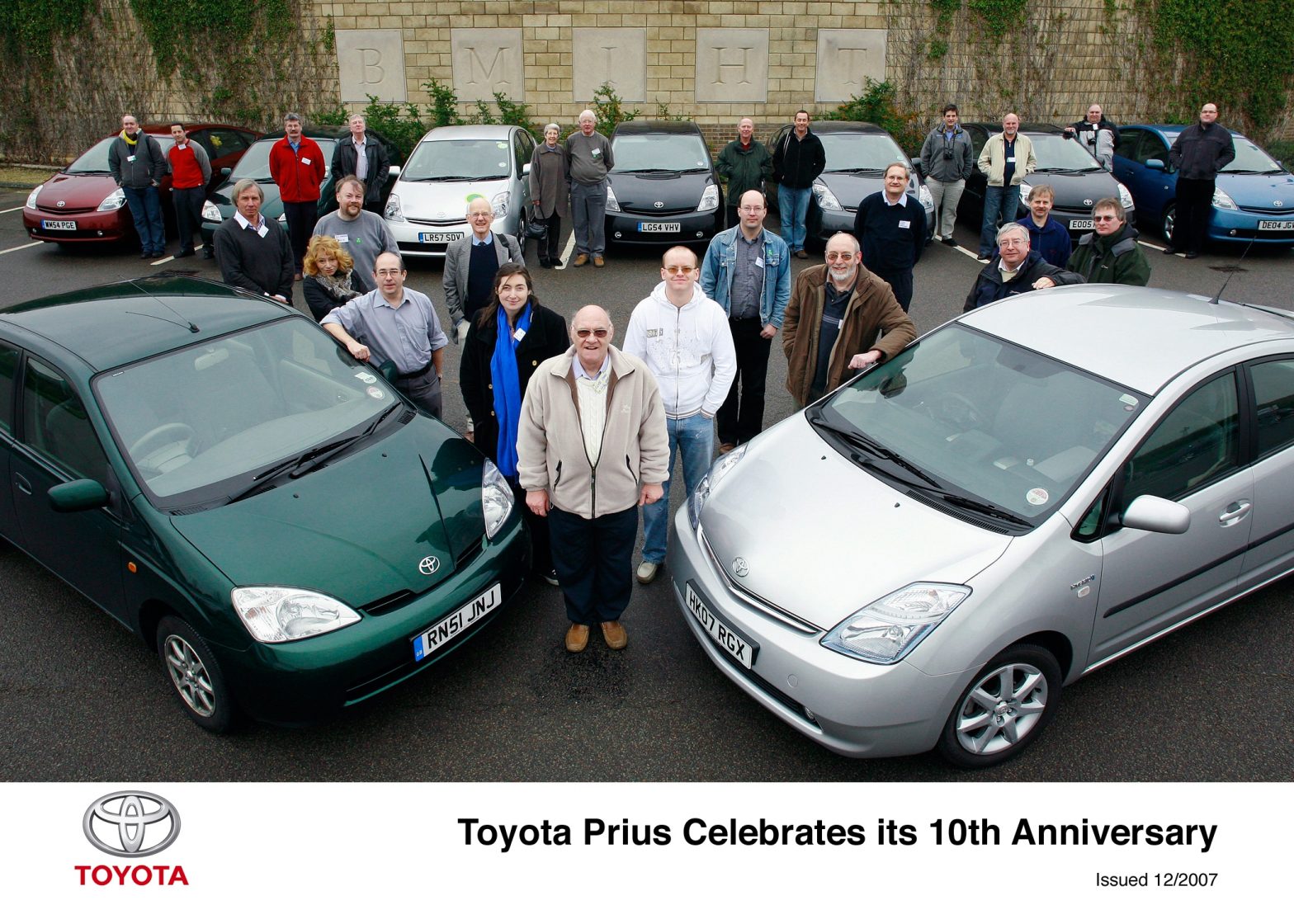 Prius (1st generation, 2000–2004) - Toyota Media Site