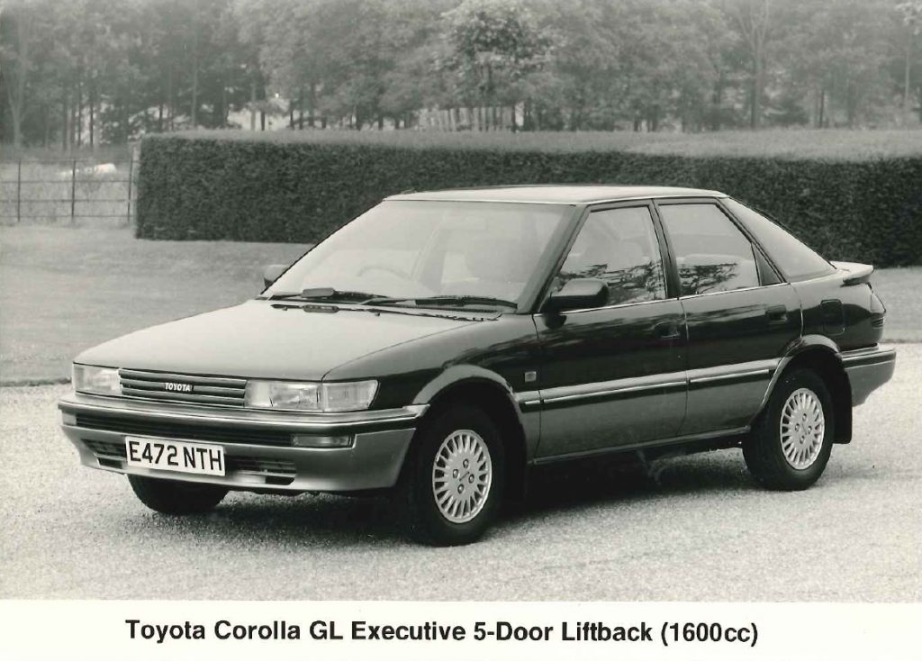 Corolla GL Executive Liftback Exterior (1987 - 1992) - Toyota Media Site