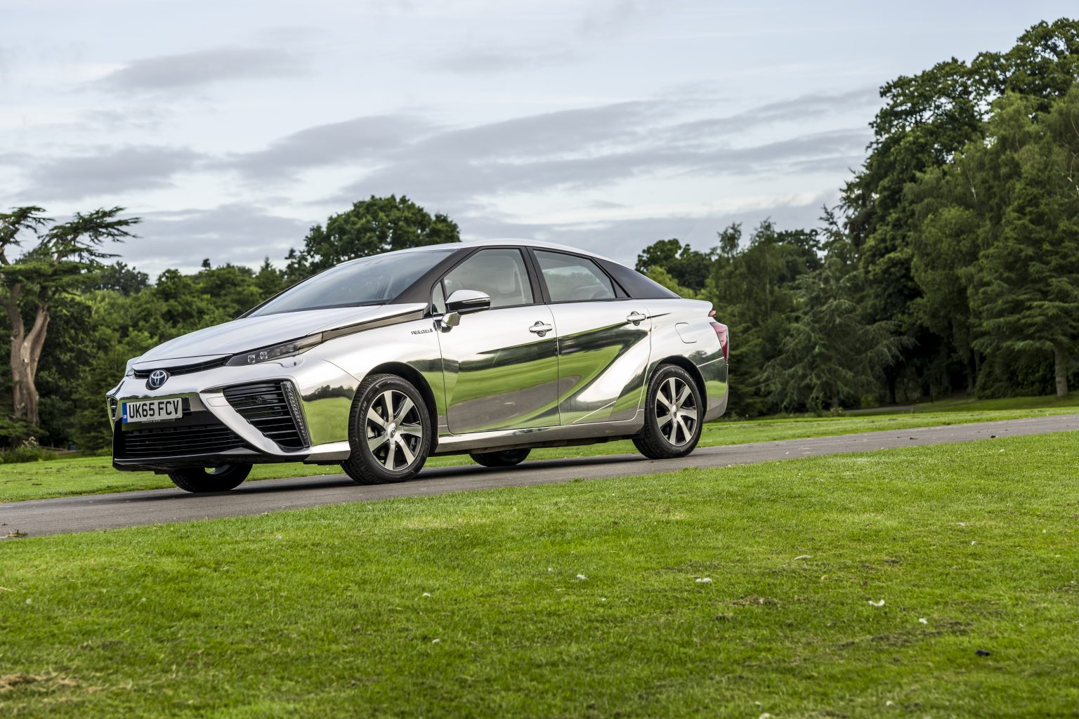 Mirai (1st generation, 2015–2021) - Toyota Media Site
