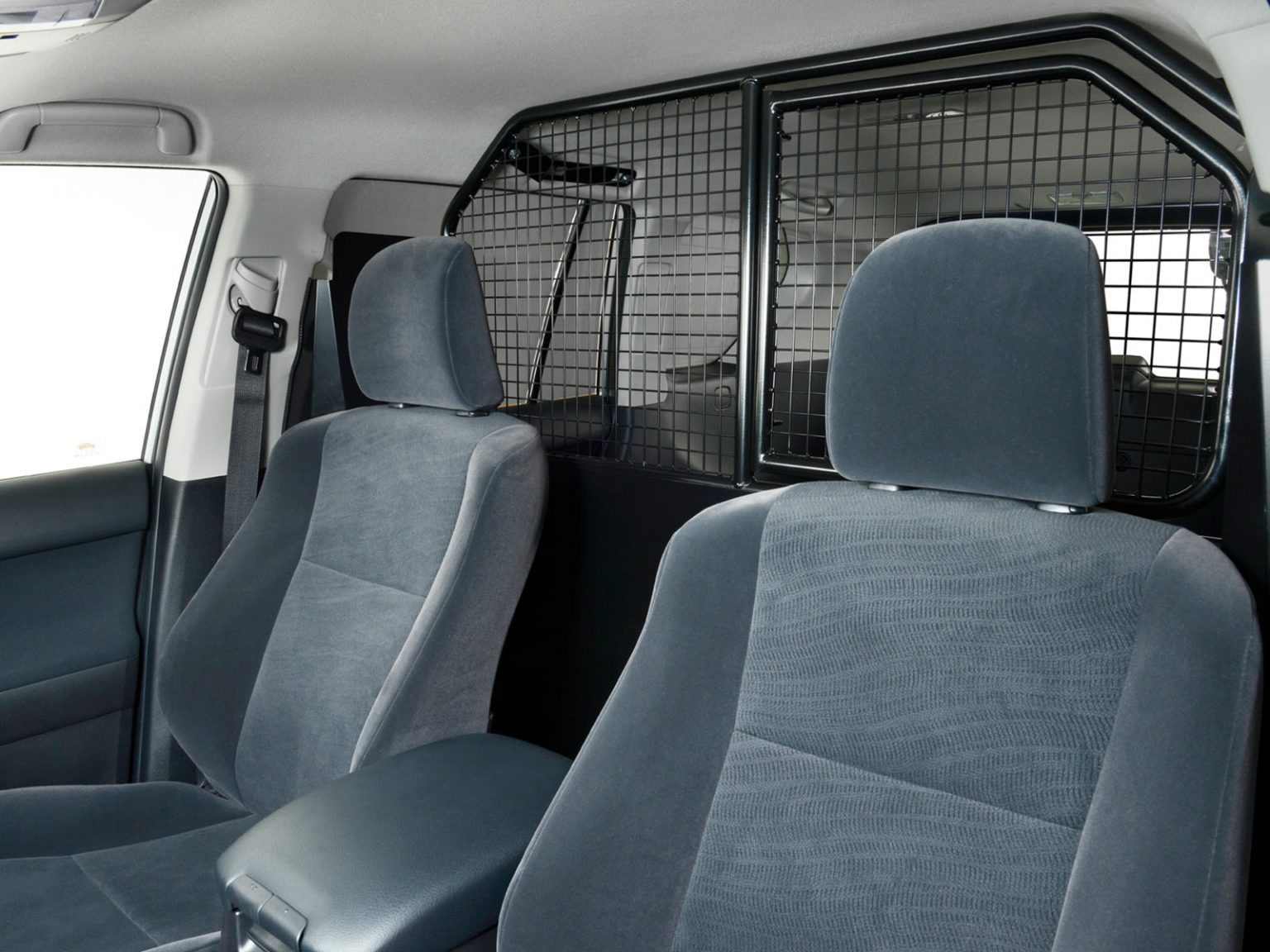 New Land Cruiser Utility Commercial Brings Legendary Muscle and Quality ...