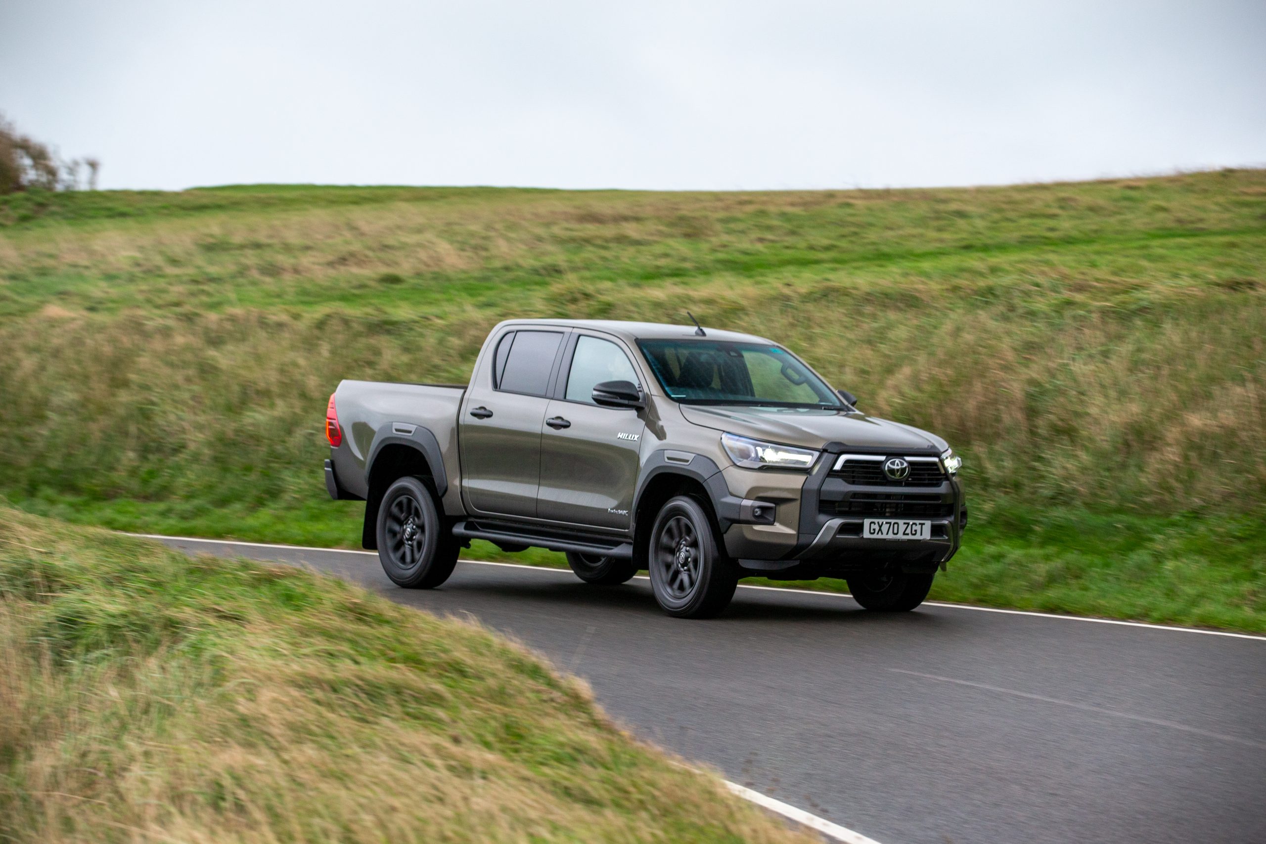 Toyota Hilux Invincible X Exterior Dynamic [ON ROAD] (2020 - Current ...