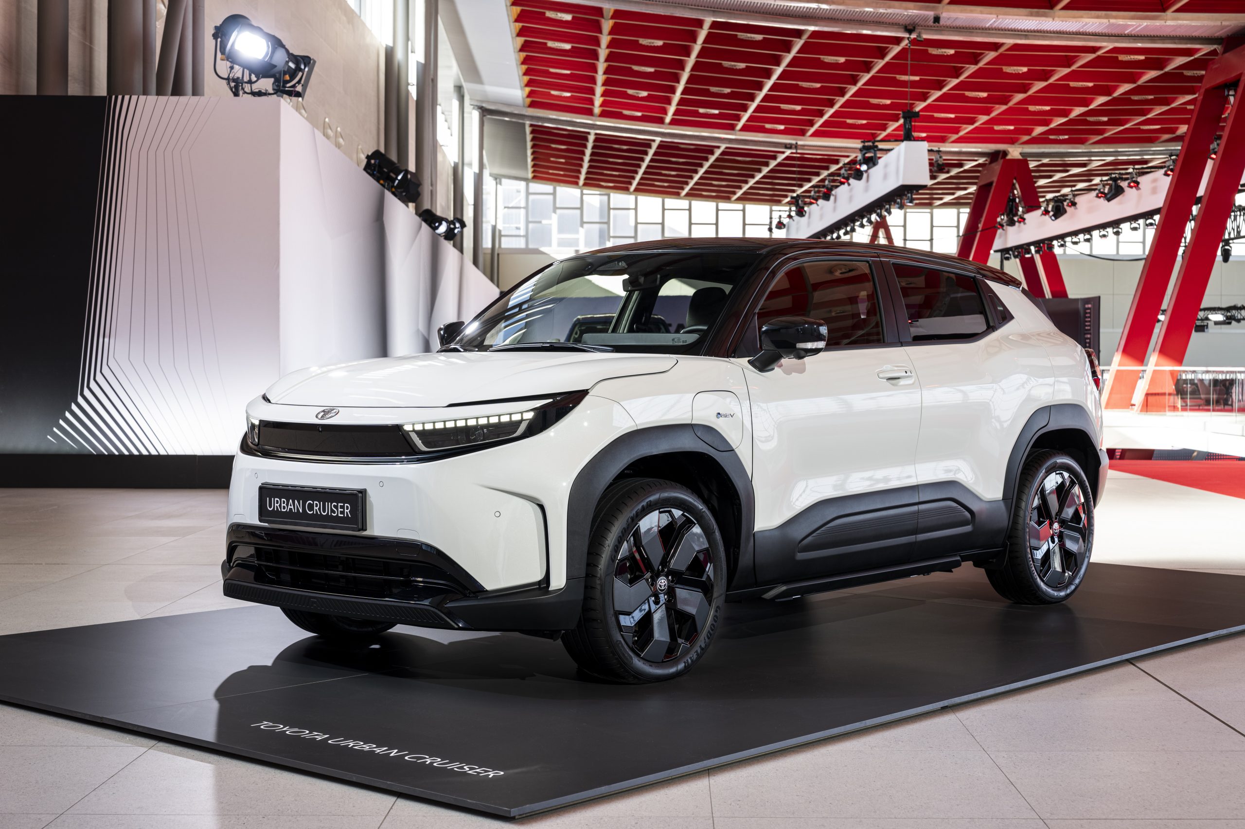 The all-new Toyota Urban Cruiser: a prime contender in the electric B ...