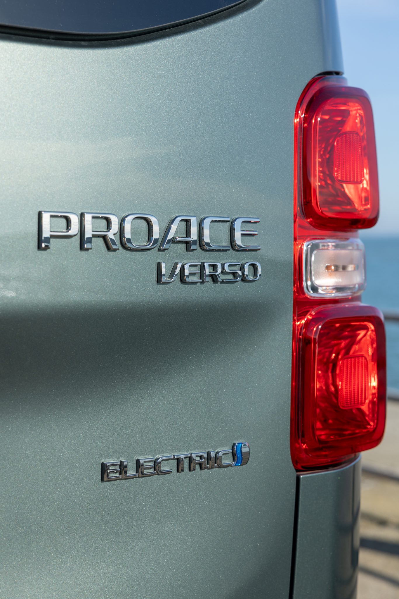 Power to the people carriers: sales launch for the new, all-electric ...