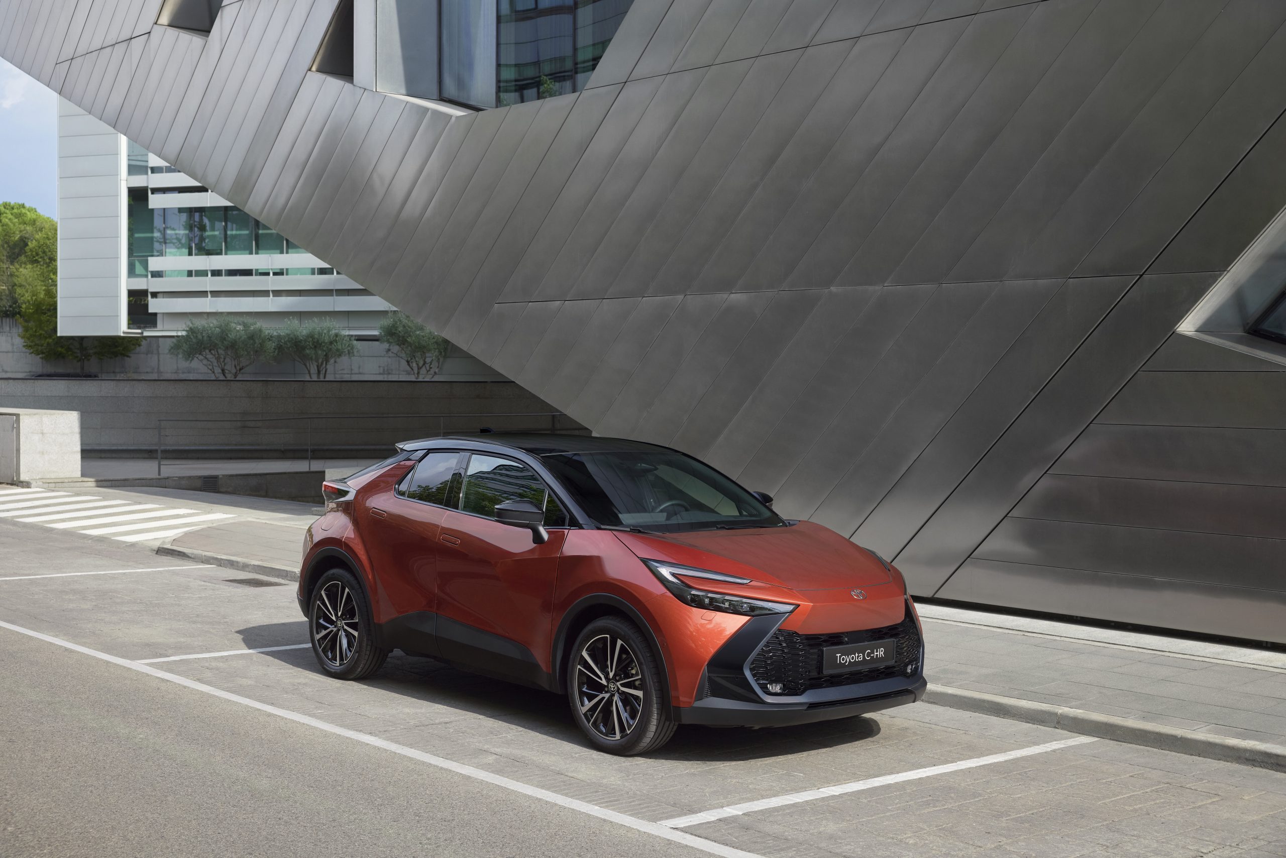 New Orange Edition heads the 2025 Toyota C-HR range - Toyota Media Site